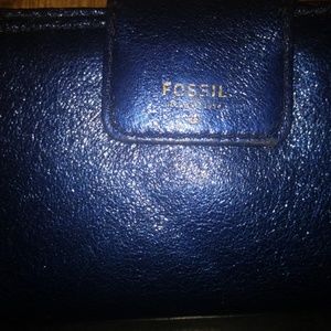 Fossil | Bags | Very Beautiful Blue Fossil Wallet | Poshmark